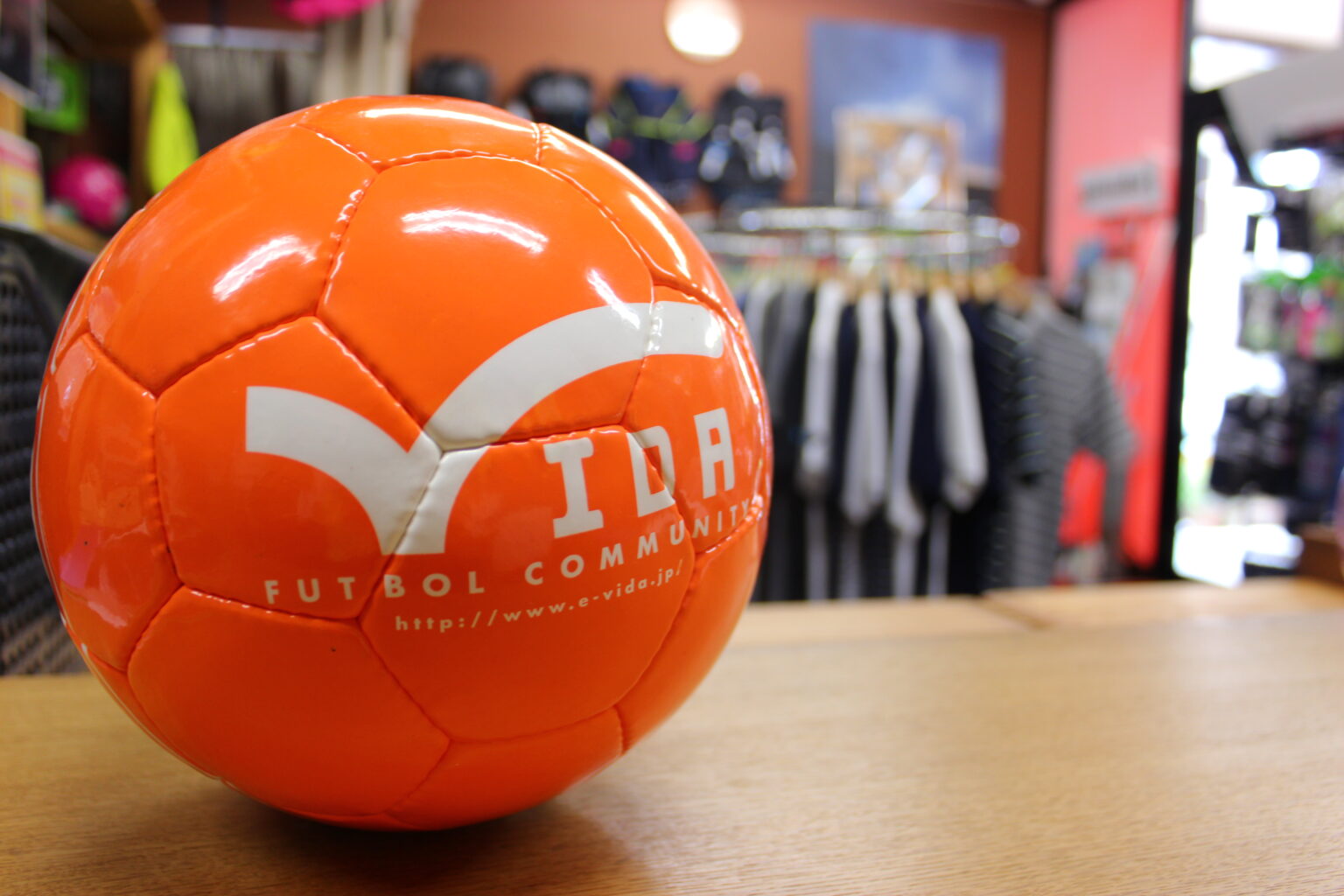 Team Labo VIDA 様2025シーズンオフィシャルパートナー 契約締結 (新規) のお知らせ – カターレ富山公式ウェブサイト